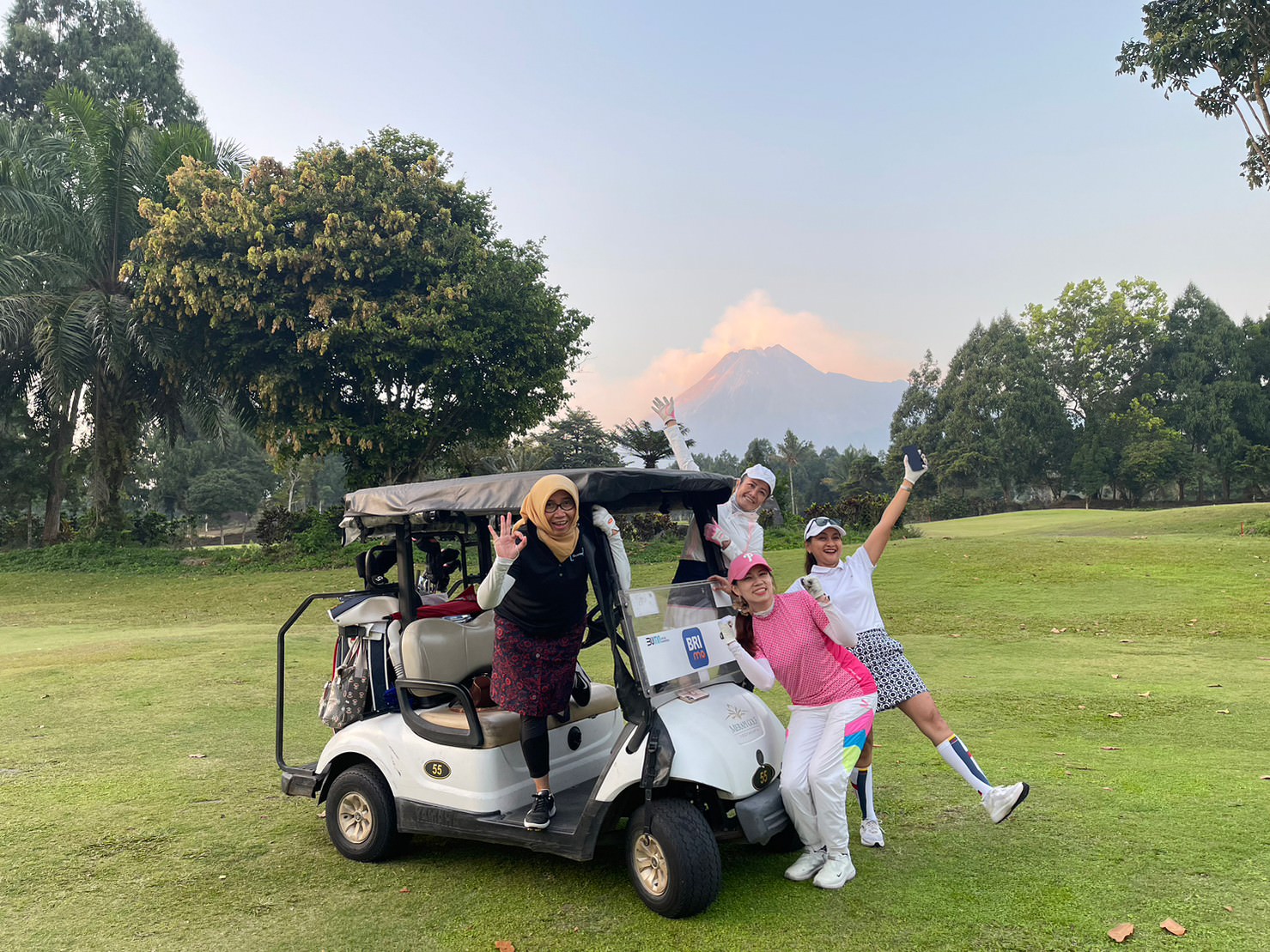 【2023日惹輕旅】火山美景前揮桿 默拉皮高爾夫球場 Merapi Golf Course
