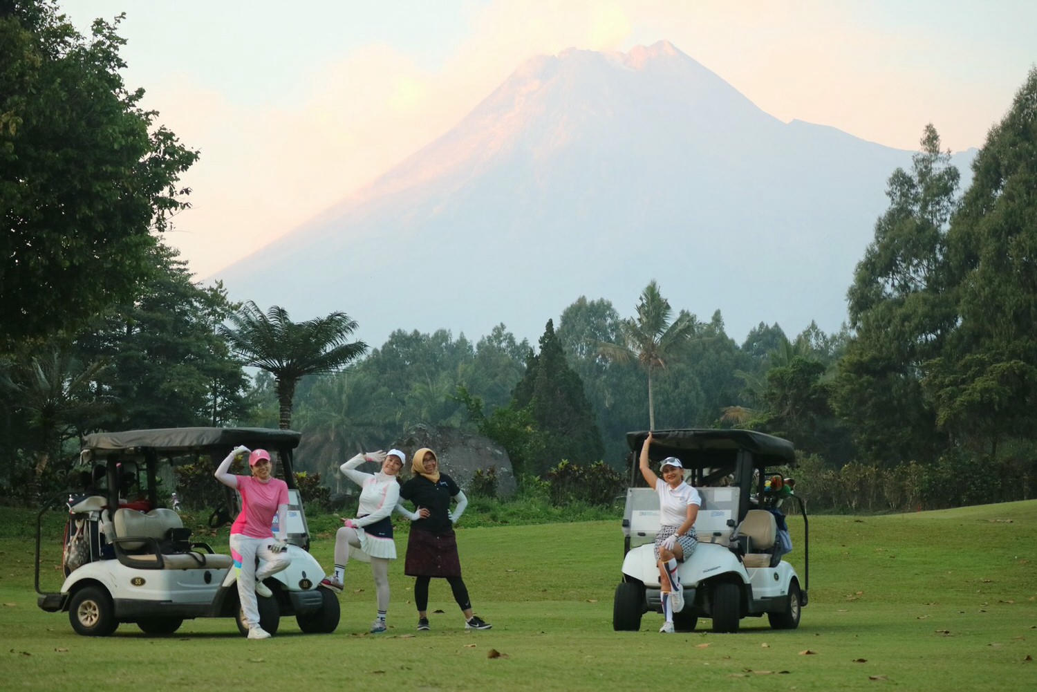 【2023日惹輕旅】火山美景前揮桿 默拉皮高爾夫球場 Merapi Golf Course